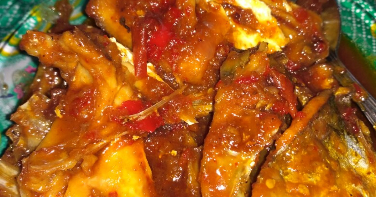 Resep Balado Ikan Asin Jambal Roti oleh Risti Husniawati - Cookpad