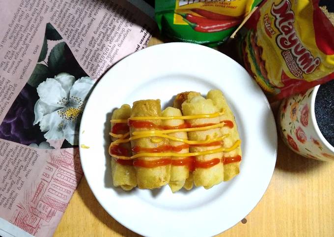 Resep Risol kampung | indomie | tanpa telur oleh iqoh iqoh - Cookpad