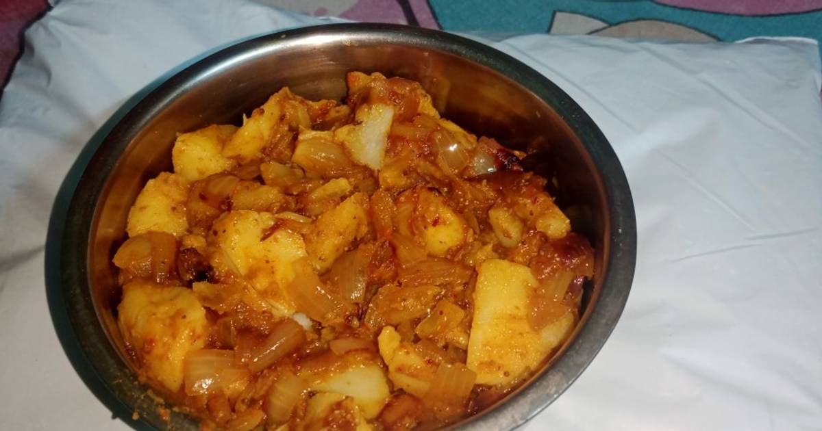 Aloo pyaaz ki sabzi Recipe by pari dixit - Cookpad