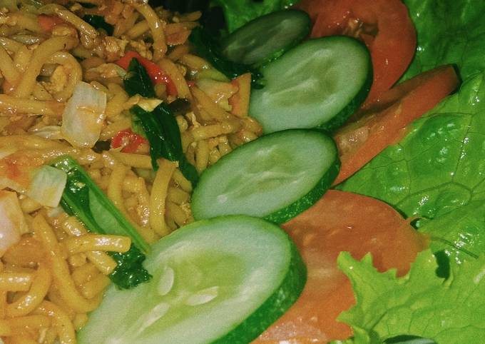 Resep Mie Goreng Urai oleh dania novira hartiandini - Cookpad