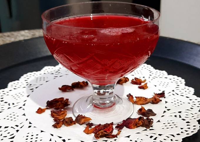 Homemade Rose Syrup Recipe by Naheed Alam - Cookpad