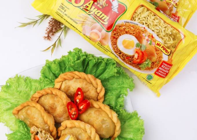 Resep Pastel Mi Telur Cap 3 Ayam dan Sayur oleh Tiara - Cookpad