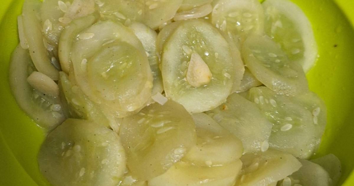 Resep 100. Tumis Timun Bawang Putih oleh Anyes Luvblu - Cookpad