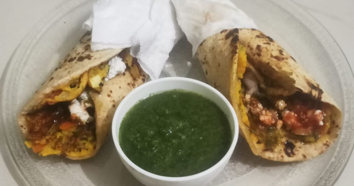 Besan Paneer Jhatpat Roll Recipe by Alka AGARWAL - Cookpad