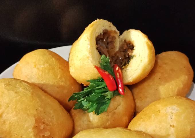 Resep Roti goreng isi daging oleh hikmah yummy - Cookpad