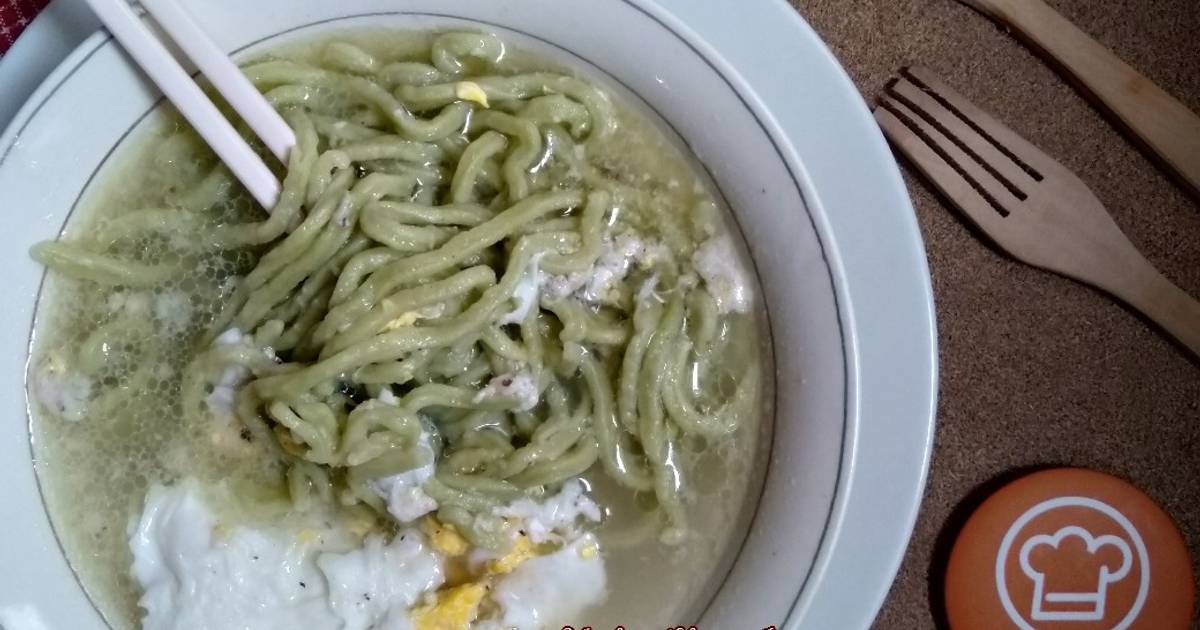 Resep Mie Bayam Rebus oleh Marlina Shinta Putri - Cookpad