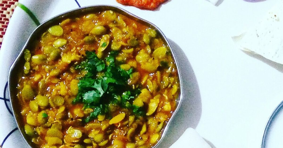 Winter Special Sprouted Lima Beans Curry Recipe by Khyati Dhaval ...