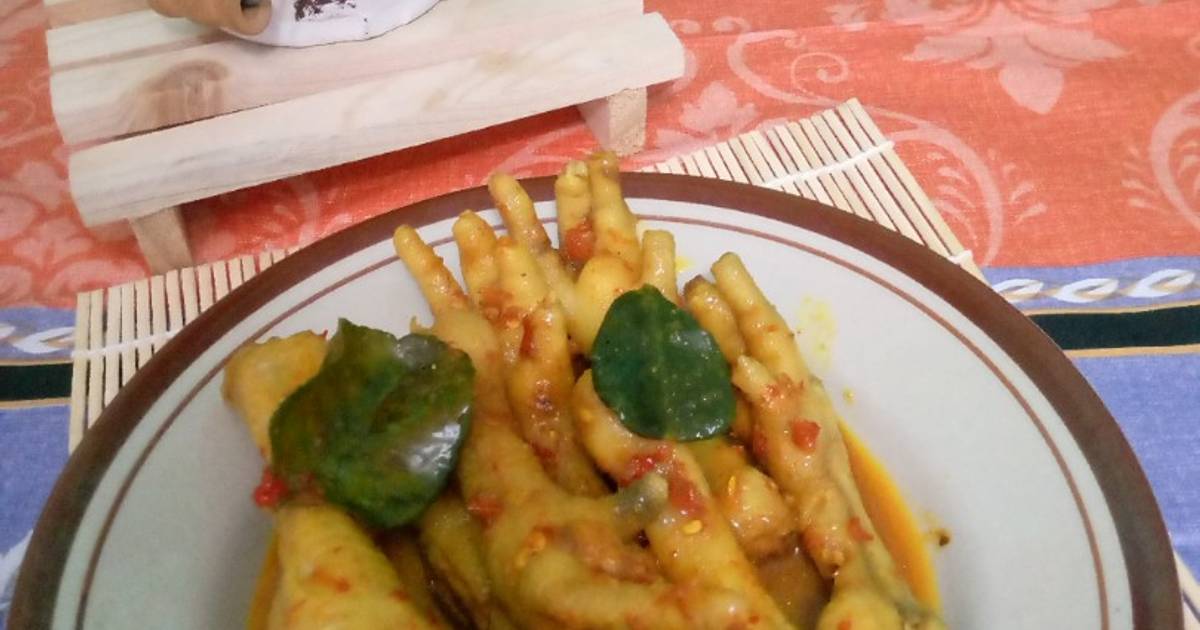 Resep Kuah Ceker Mercon kunyit oleh Dwiyani setiowati - Cookpad