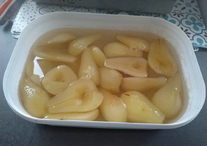 Poire au sirop de melodie Jelu - Cookpad