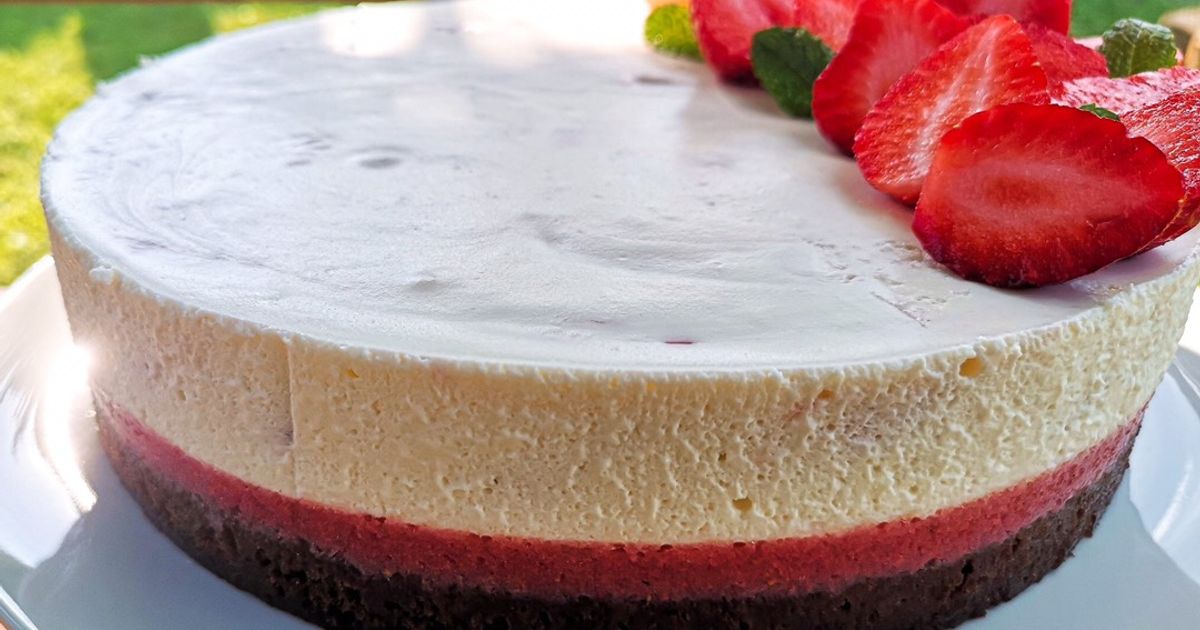 Fehér Csokis Epertorta | Margaréta 🌼 (A pillanat íze) receptje ...