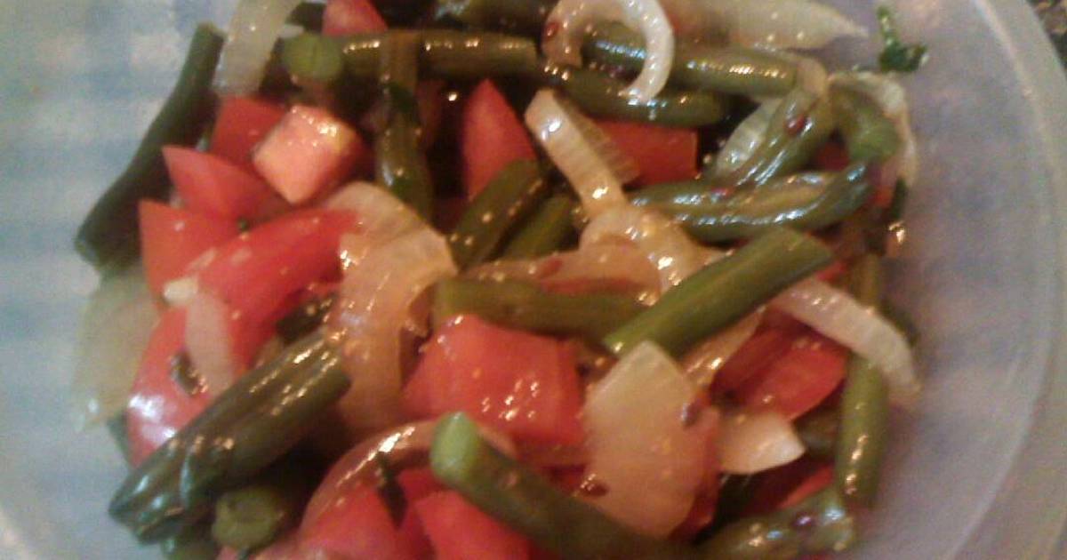 Ensalada de chauchas, tomate y cebollas Receta de Juli Barrera- Cookpad