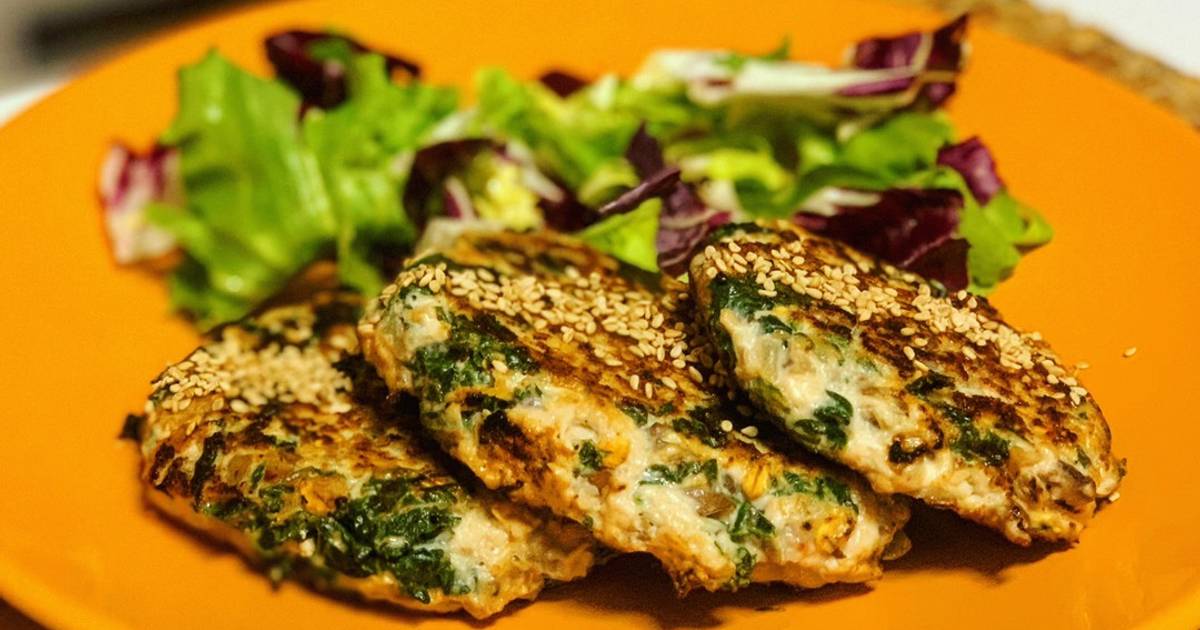 Hamburguesas de pollo con kale y portobello🍗🌱 Receta de Irene-Guirao ...