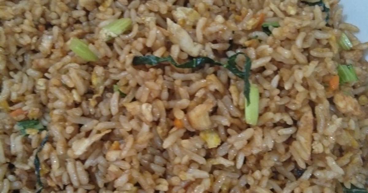Resep Nasi Goreng Seadanya oleh Surinah Riko - Cookpad