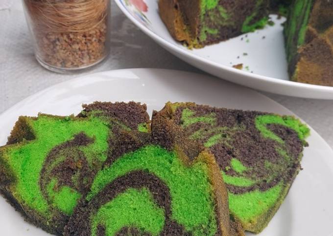 Resep 88. Marble Cake Pandan Ketan Hitam oleh Noona Hilda ️ - Cookpad
