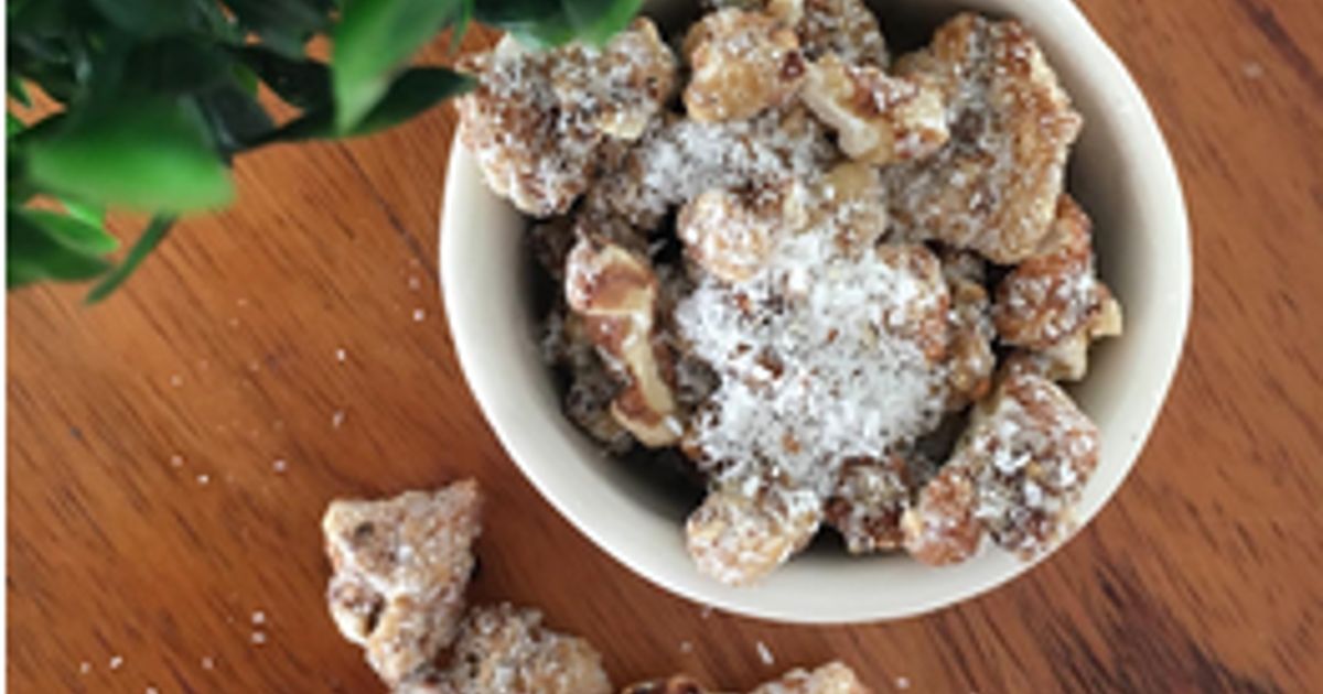 Garrapiñada De Nueces Con Coco Receta de Florencia Goyhman