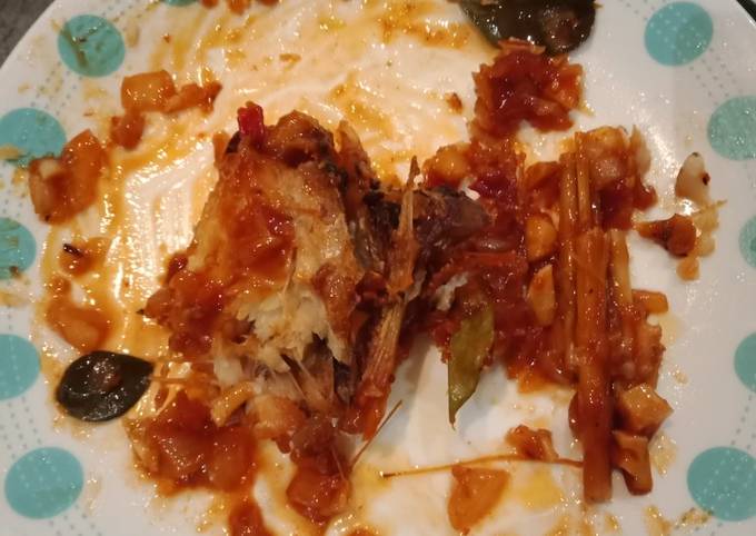 Resep Ikan Tiga Rasa (Malaysian Food) oleh Izzati Lafifa - Cookpad