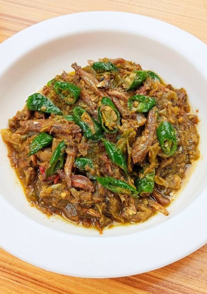 Resep Sambel Teri Cabe Hijau oleh Kirana Zaqueena - Cookpad