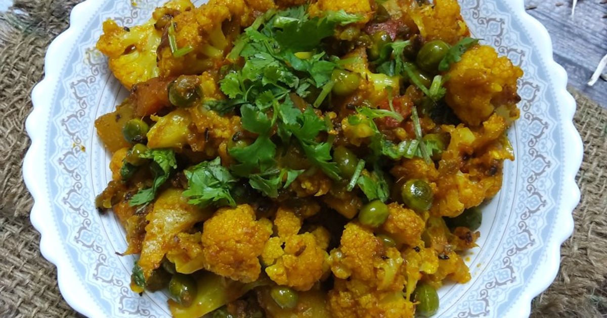 Dry Cauliflower, Potato, And Pea Sabzi Recipe By Geeta Panchbhai