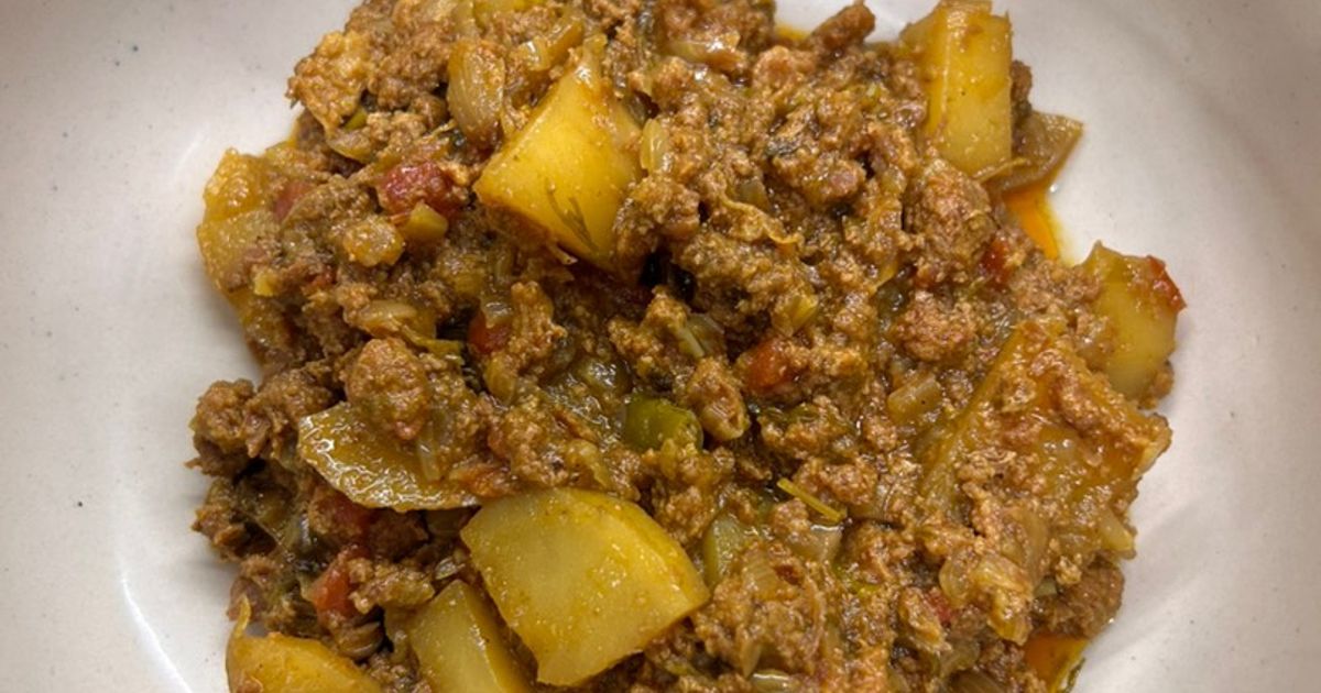 Dum Ka Alu Mutton Kheema Recipe by Durreshahwar Khan - Cookpad