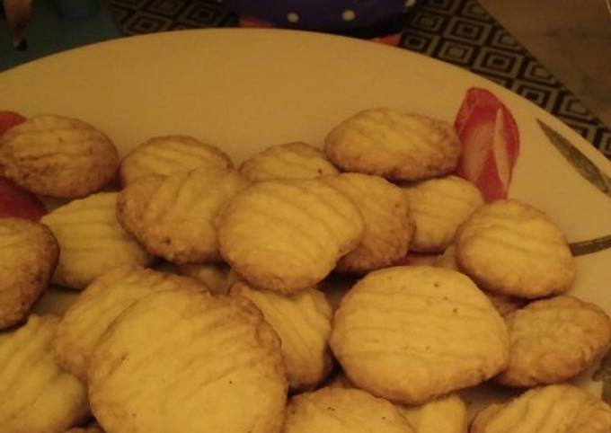 Bizcochito de maicena y coco Receta de Edi Saavedra- Cookpad