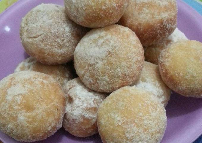 Resep donat bulet...bulet...bulet oleh Yuyun Suwastono - Cookpad