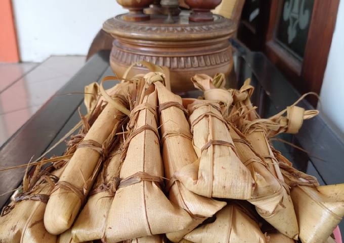 Resep Lepet Ketan Kacang Tolo oleh Iswati Tamseg - Cookpad