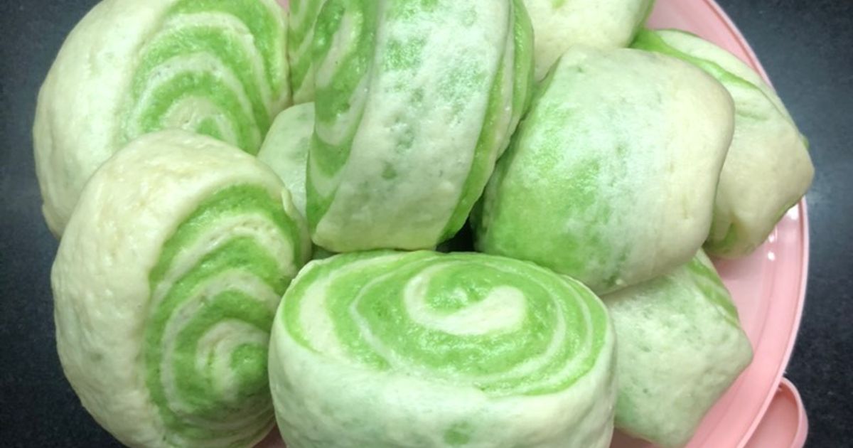 Resep Pandan Swirl Mantou oleh Foodsnote - Cookpad