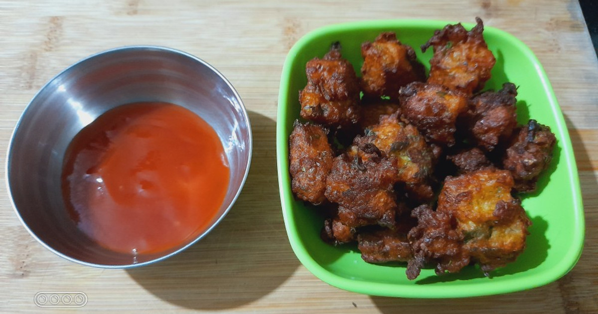 Corn Gram Flour Pakoda Recipe by Supriya Devkar - Cookpad