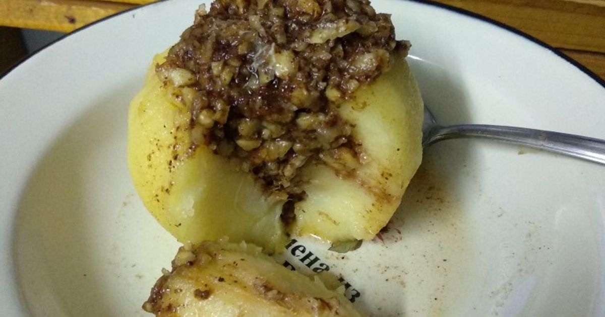Boiled Apple With Walnuts Recipe by H - Cookpad