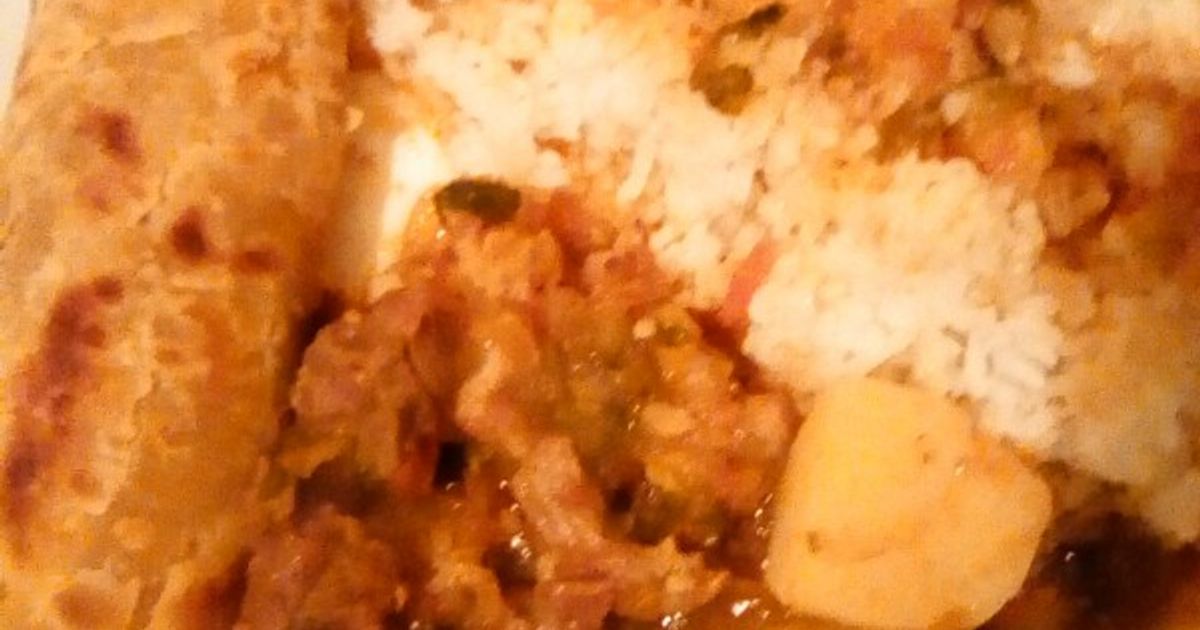 Beef Stew Served With Chapati And Rice Recipe by Janet Vivian Mvoyi ...