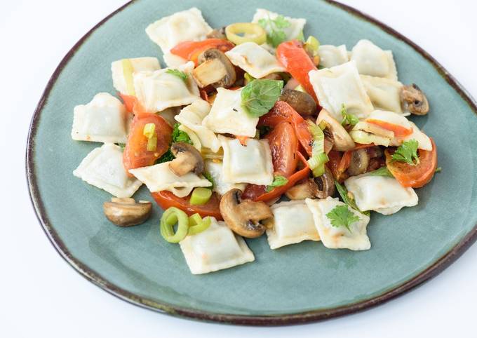 Ravioles de espinaca con verduras doradas Receta de tapamania- Cookpad