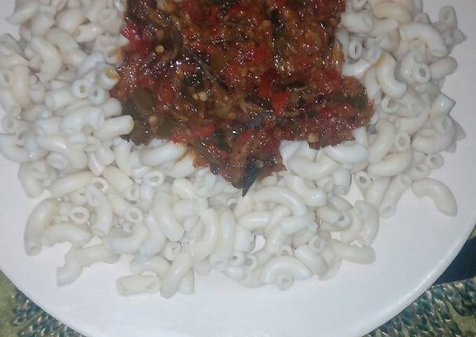 Macaroni with dry fish sauce Recipe by rukayya habib - Cookpad