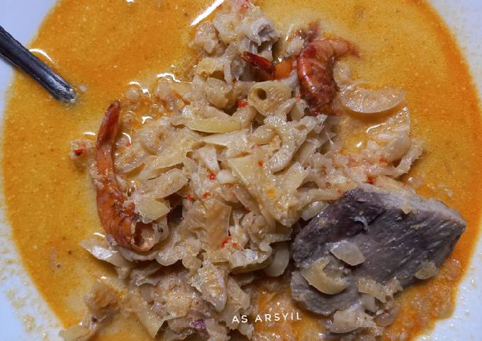 Resep Sayur santan pohon pisang oleh Astuti - Cookpad