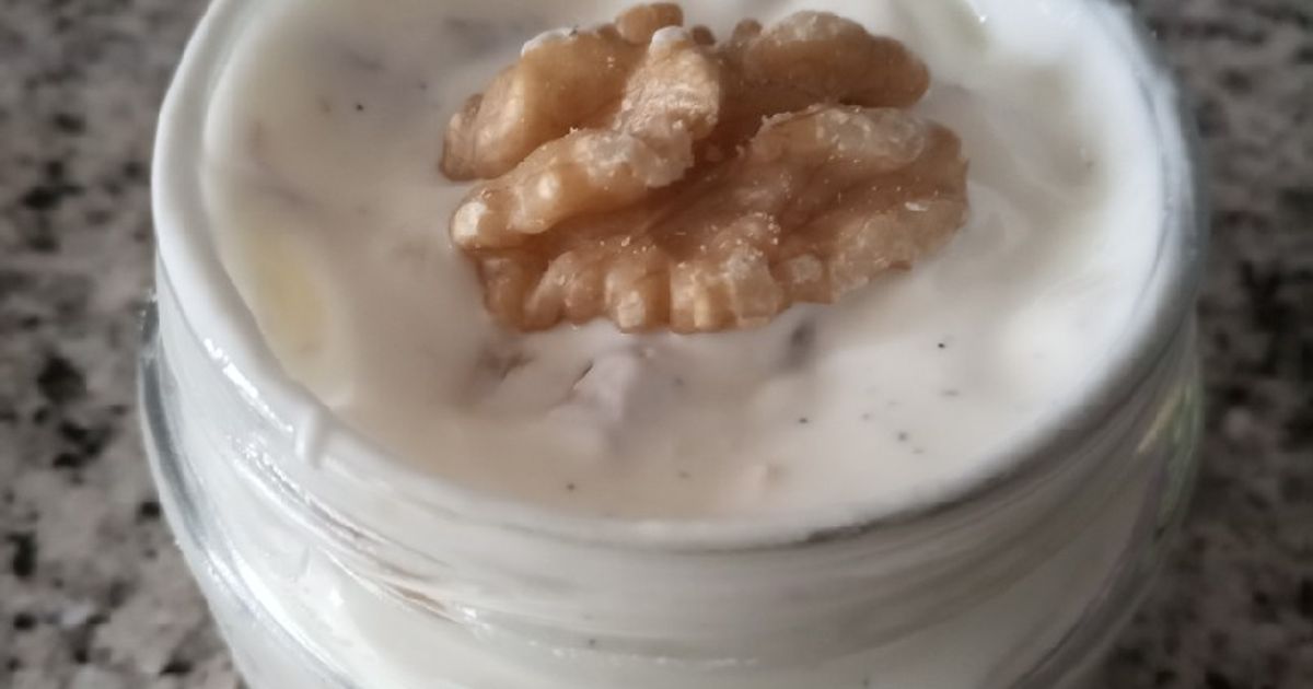 Yogurt Cremoso A La Vainilla Con Nueces E Higos Receta de Cristina ...