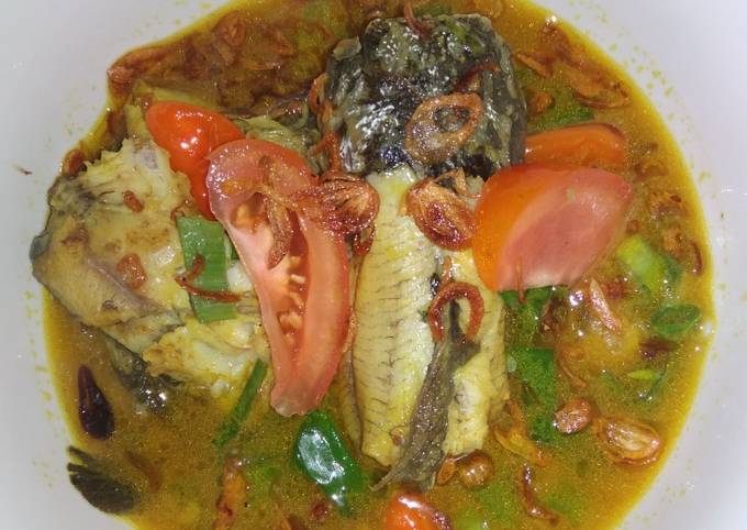 Resep Ikan lele kuah sayur asem oleh zahra yusuf - Cookpad