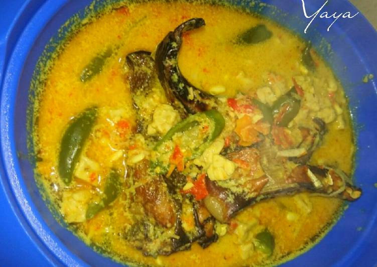 Resep Lodeh ikan pari Asap oleh Yaya Shidqia Setyawan - Cookpad