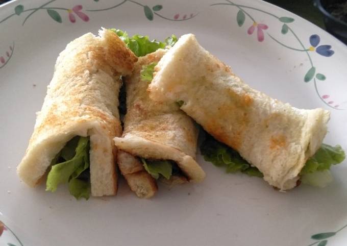 Resep Roll sosis oleh virginia arum - Cookpad