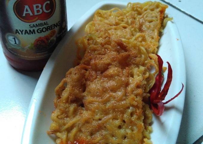 Resep Pizza Mie oleh Fetty Meriyanti - Cookpad