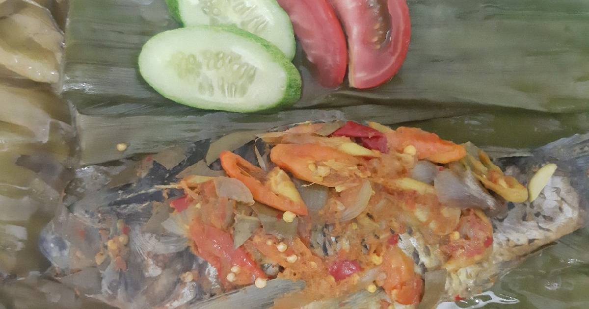 Resep Pepes ikan mas pedas oleh dewi utami - Cookpad
