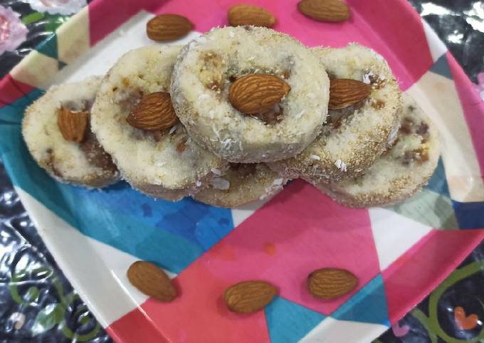 Badam khoya dry fruit roll Recipe by Anuradha harwani - Cookpad