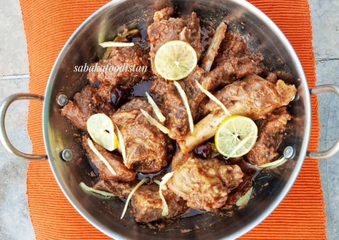 Butt Mutton Karahi 😋 🍲 Recipe by Saba Butt - Cookpad