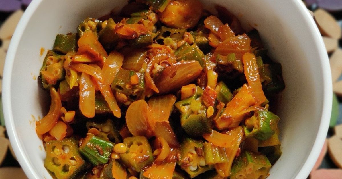 Bhindi Pyaz Fry Recipe Recipe by NIKITA BANSAL - Cookpad