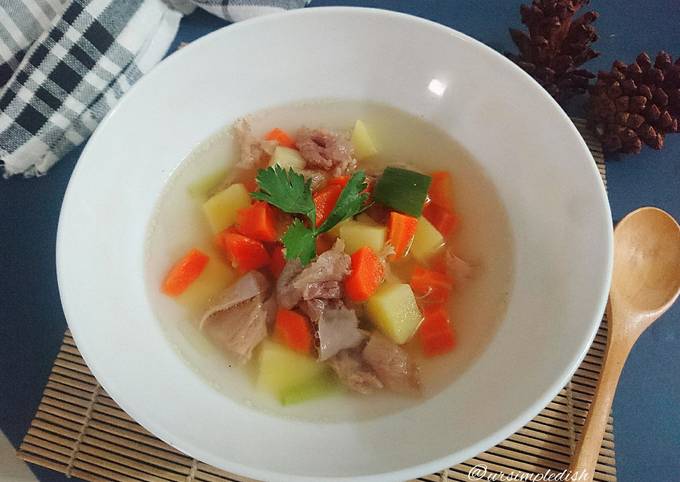 Resep Sup Bening Daging Sapi oleh Bina Decilena - Cookpad