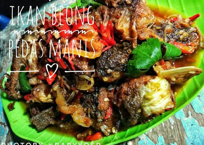 Resep Ikan beong pedas manis oleh Babyyosp - Cookpad