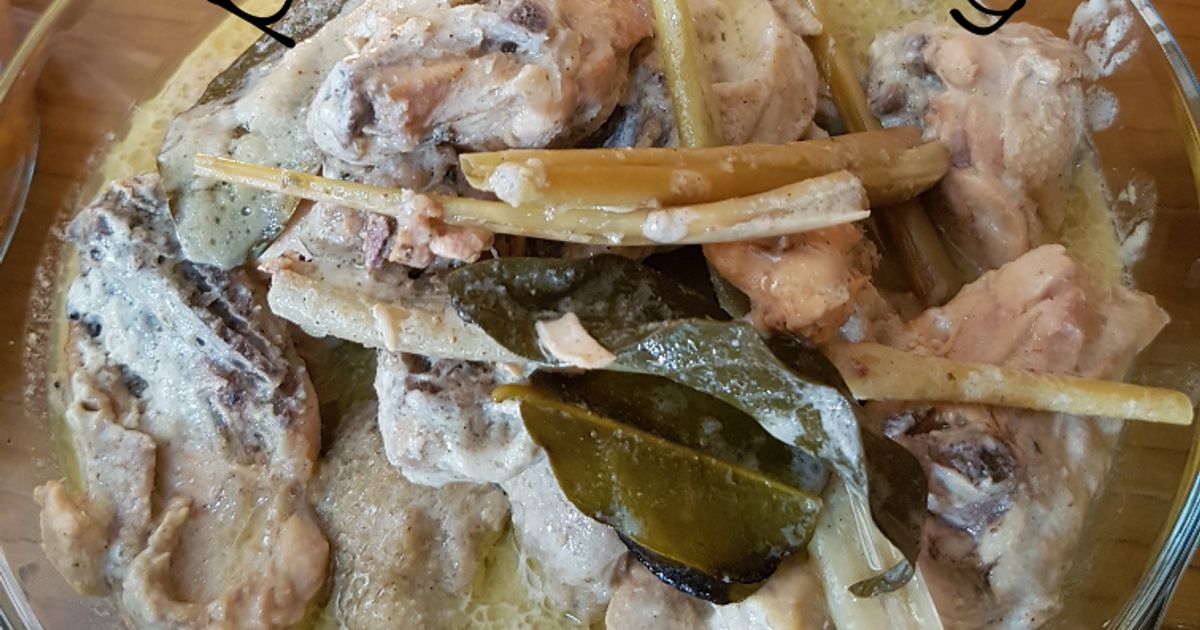 Resep Opor Ayam Lebaran oleh Pawon Buneng - Cookpad