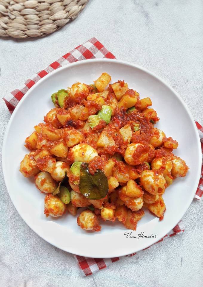 Resep Balado Kentang, Telur Puyuh dan Pete oleh Vina Himatur - Cookpad