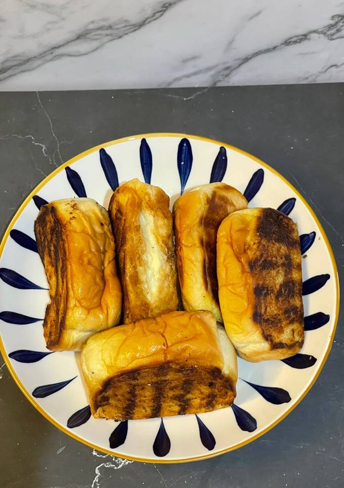 Resep Roti bakar hack "sari roti" oleh Kiki Karlina - Cookpad