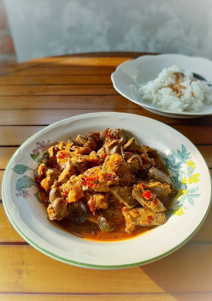 Resep Oseng Rempelo Ati (Ampela Hati) oleh Desy Chamim - Cookpad