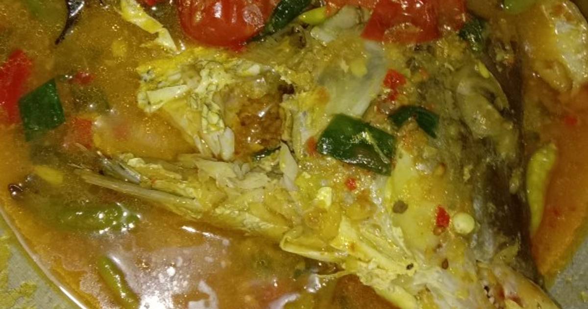 Resep Ikan kakap kuah kuning segar 😍 oleh imelda safitri - Cookpad