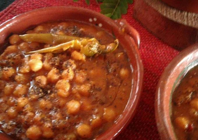 Lahori Chikar Cholay Recipe by @Tehmina_Ameen - Cookpad